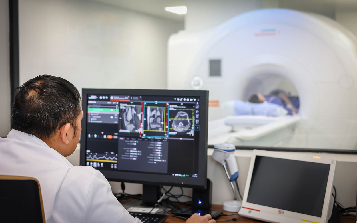 CT Radiographer – Join Our Radiology Team in Winchester